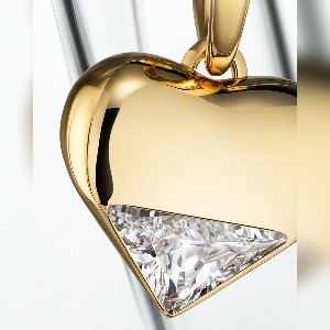 Prada Updates Eternal Gold Collection with Lab-Grown Diamonds | the ...